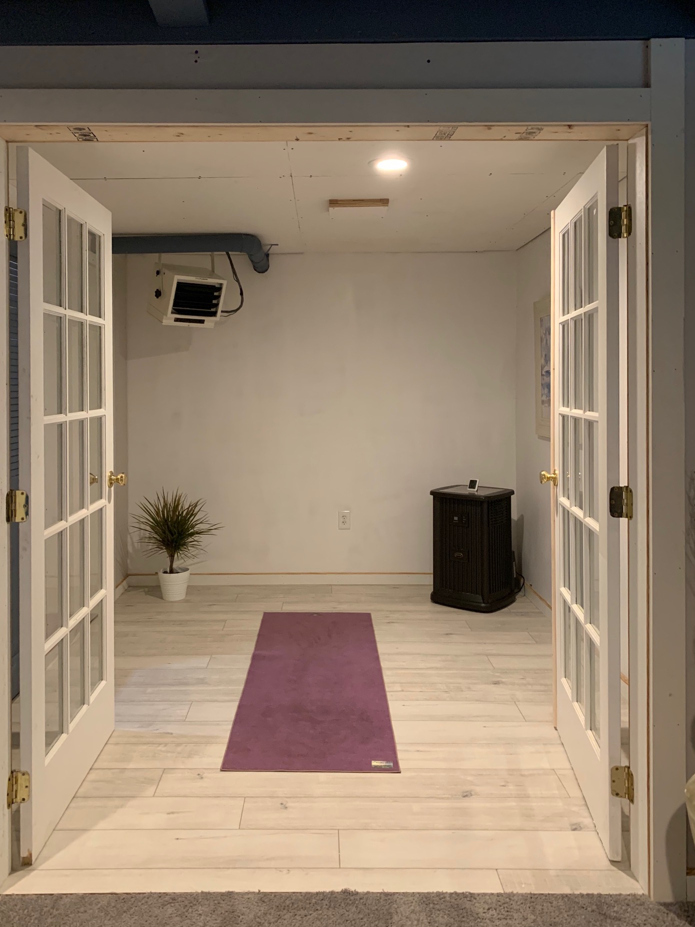 Home Yoga Studio Decorating Ideas