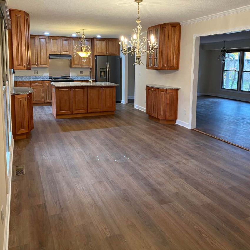 Bestlaminate Vinduri Ultra Honey Oak Plank 5mm 20 mil Vinyl Flooring w/Pad