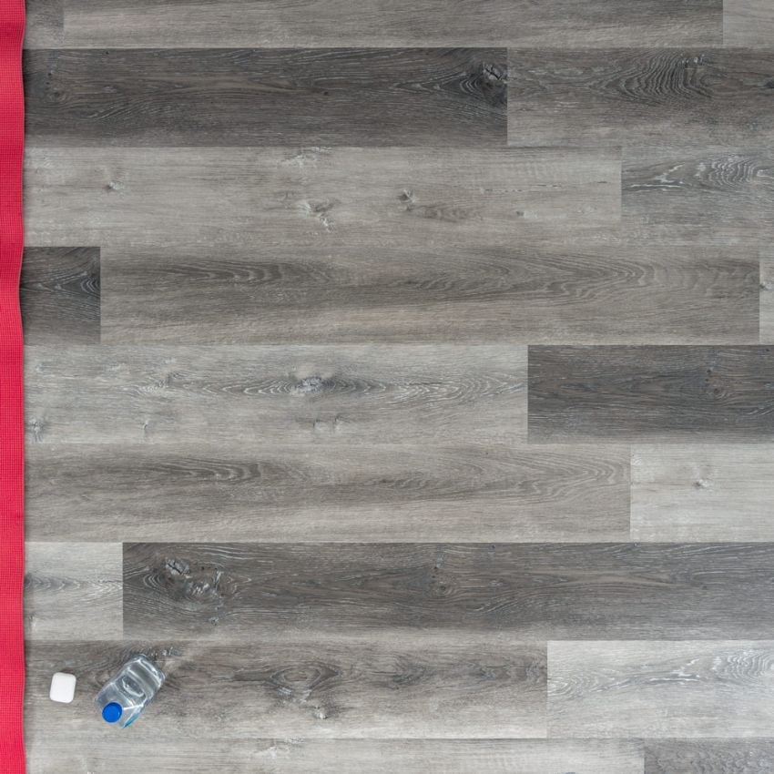Bestlaminate Vinduri Ultra Aspen Gray Oak 5mm 20 mil Vinyl Flooring w/Pad