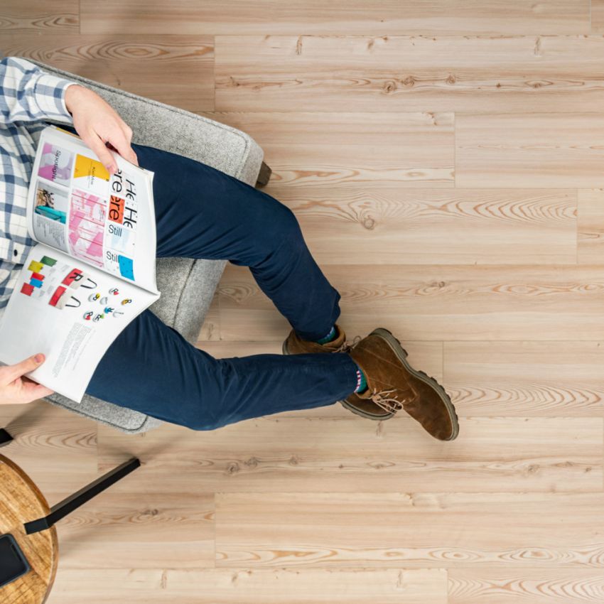 natural pine solid wood flooring
